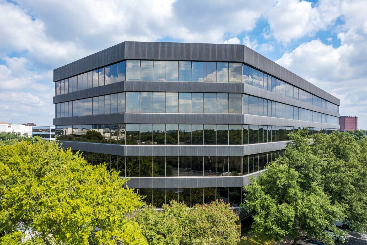 Holt Lunsford Commercial Represents KTC Law Firm In Lease Deal At ...